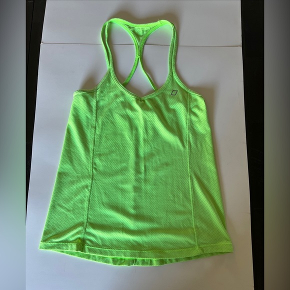Lorna Jane | Tops | Lorna Jane Neon Green Yoga Top | Poshmark